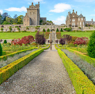 Lions Gate | Lifestyle. Care. Community. Tradition.